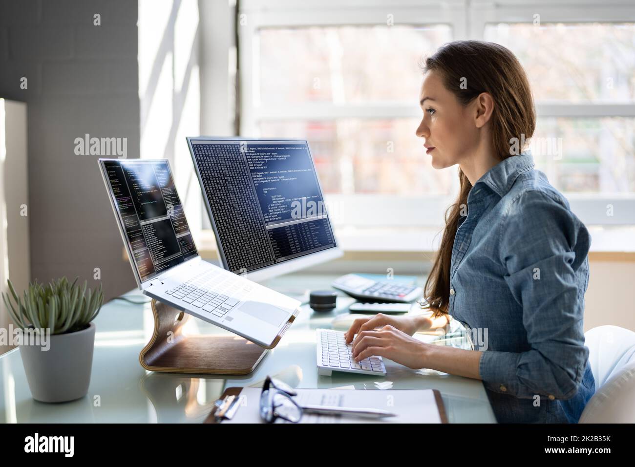 Programmer Woman Coding Stock Photo - Alamy Programmer Woman Coding Stock Photo - Alamy