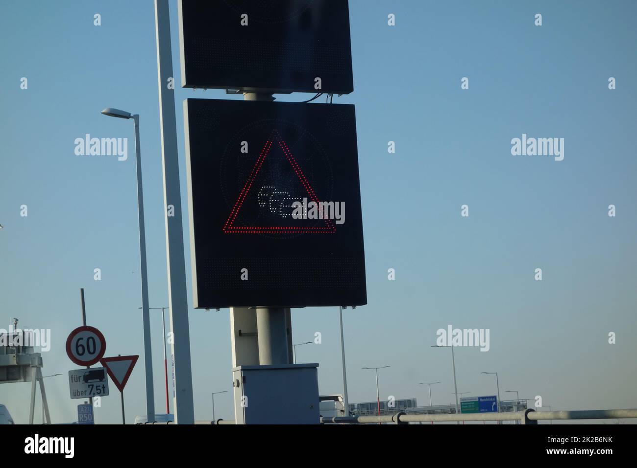 Traffic jam warning system hi-res stock photography and images - Alamy