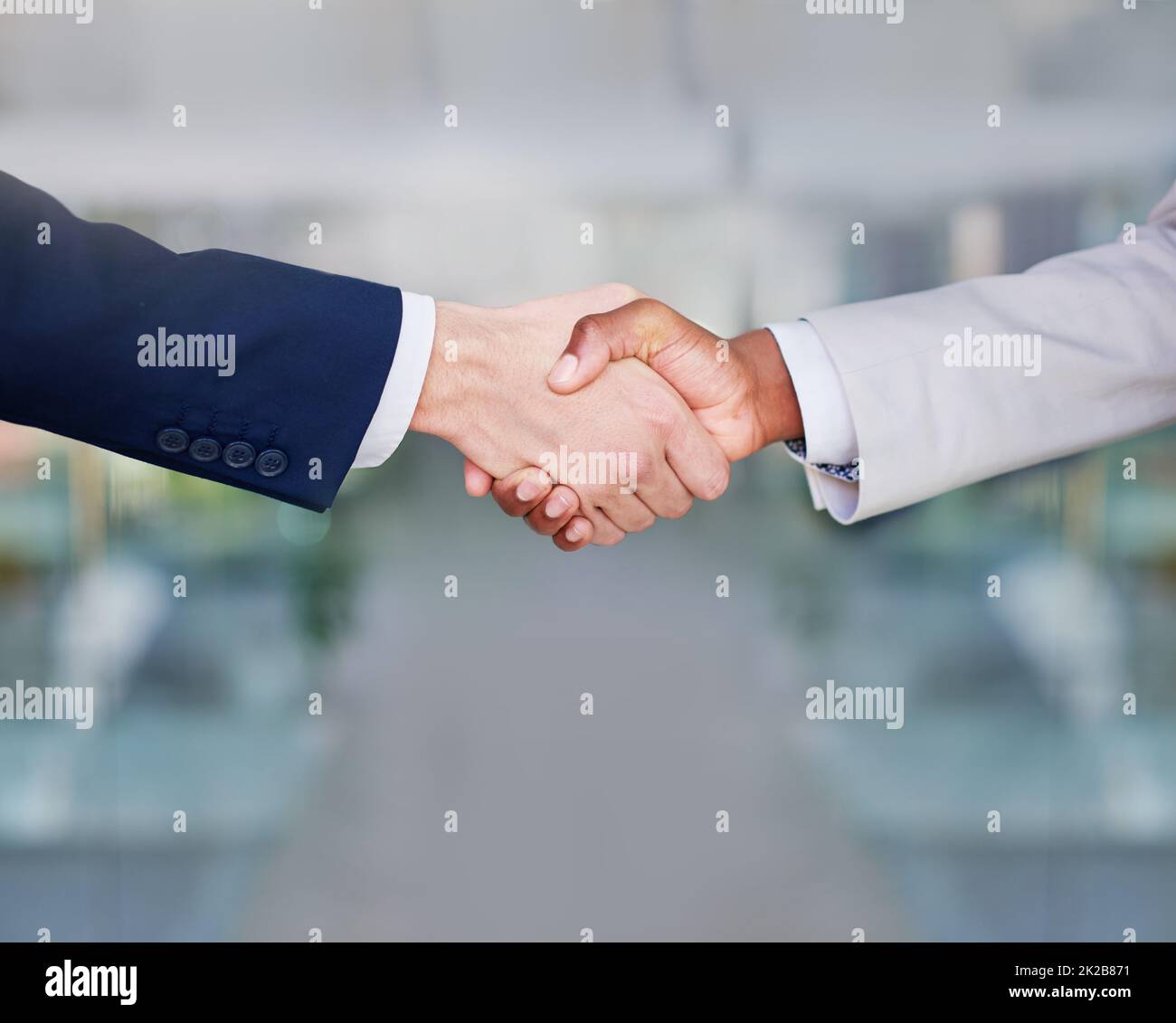 Two hands working together hi-res stock photography and images - Alamy