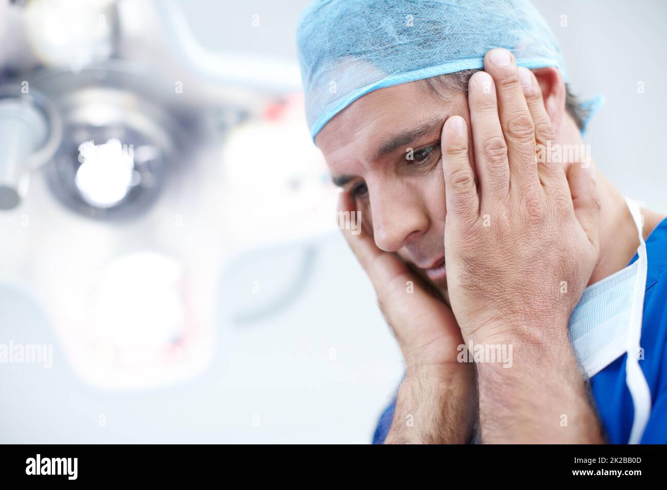 Doctor lights hi-res stock photography and images - Alamy