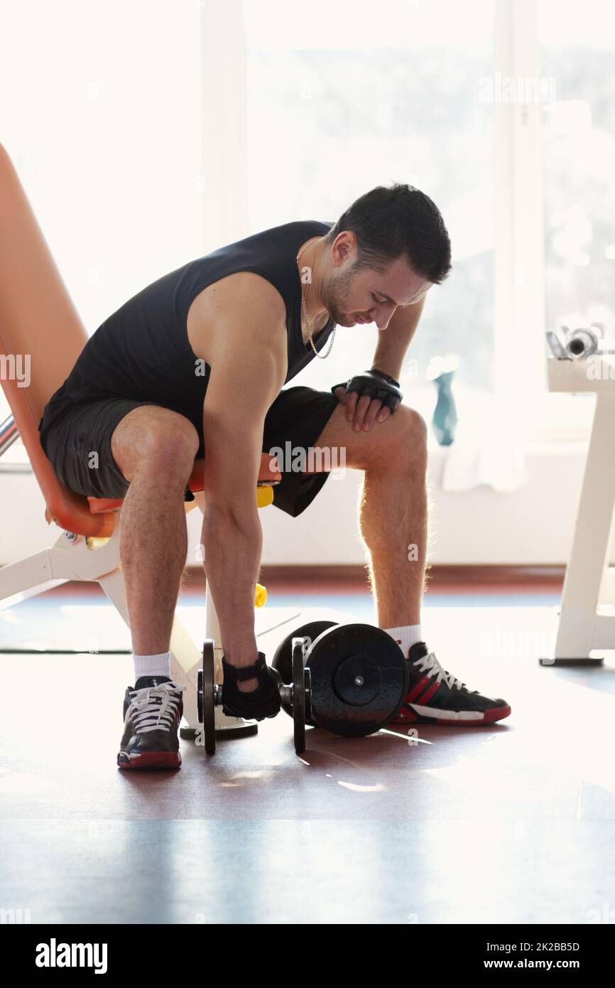 Man in gym weights hi-res stock photography and images - Alamy