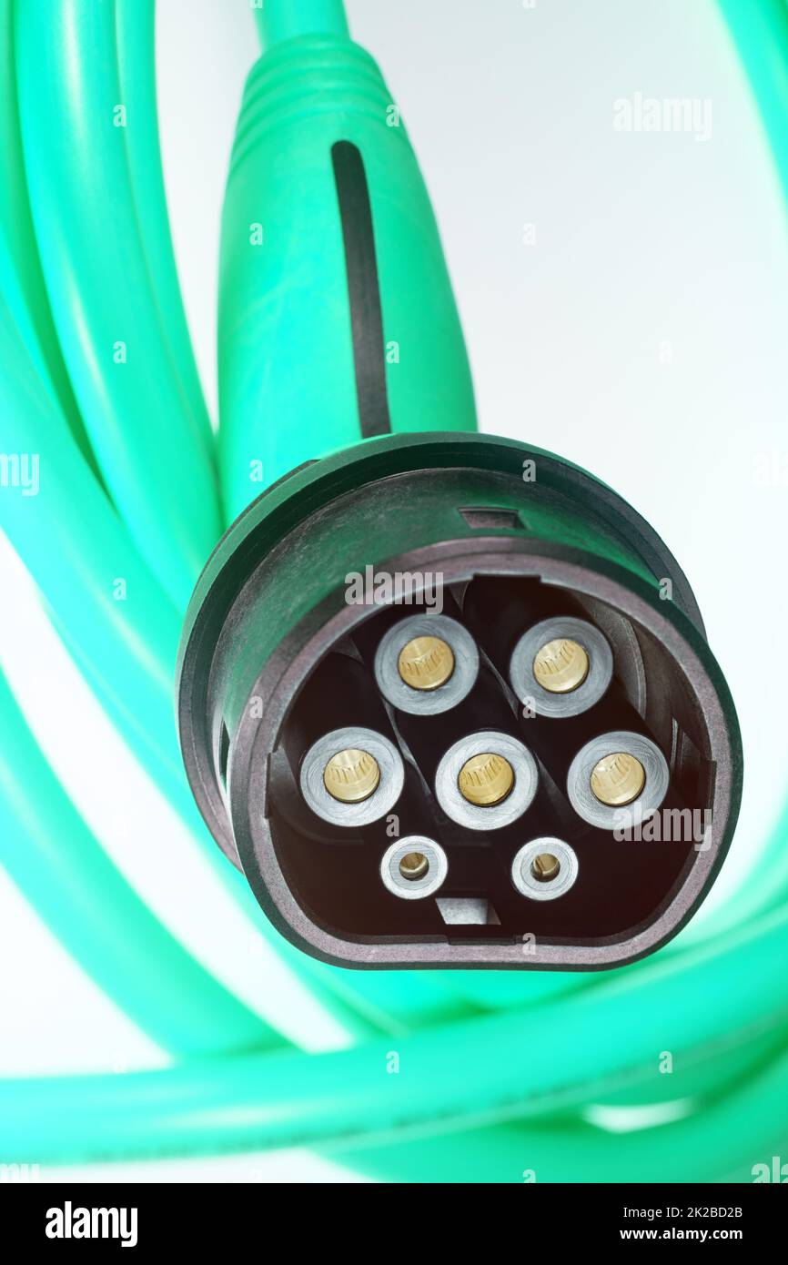 Cable charging load hi-res stock photography and images - Alamy