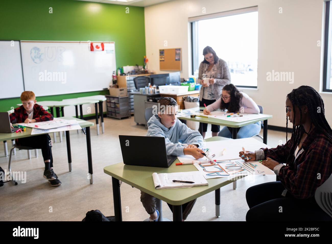 Multiethnic students in class hi-res stock photography and images - Alamy