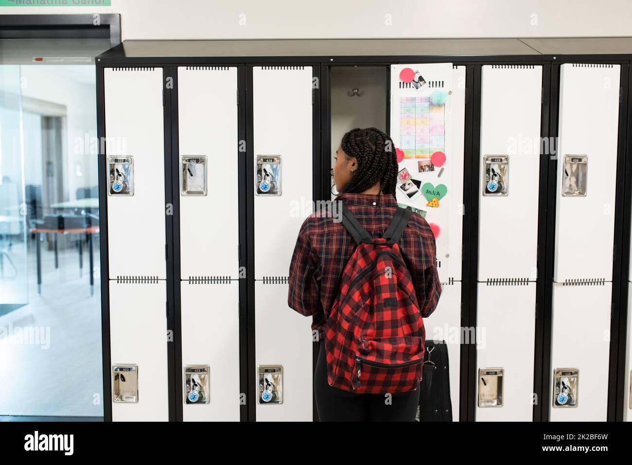 Child school locker hi-res stock photography and images - Alamy