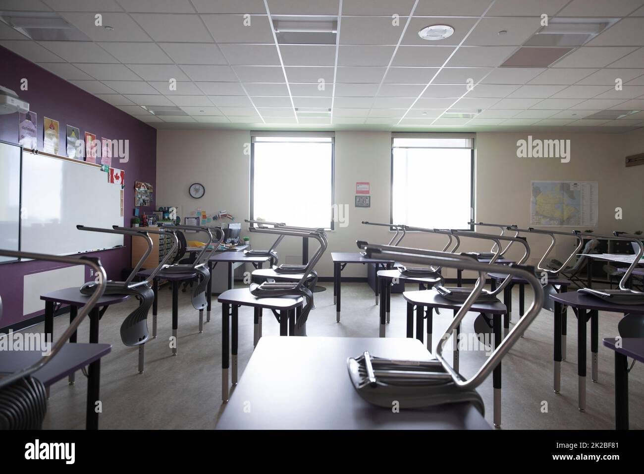 Modern school interior hi-res stock photography and images - Alamy