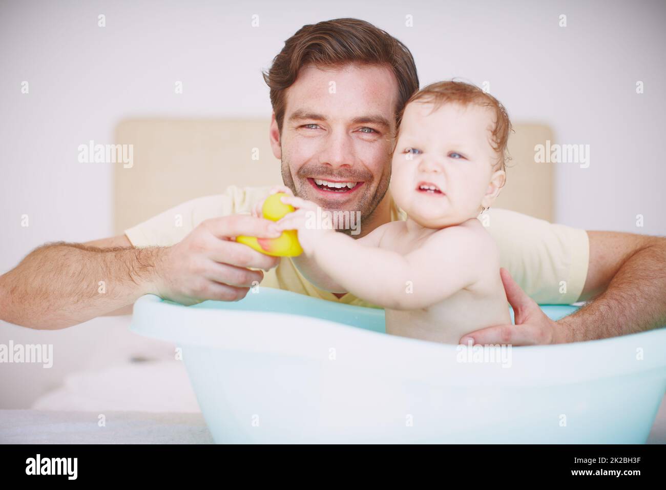 Bonding relationships hi-res stock photography and images - Alamy