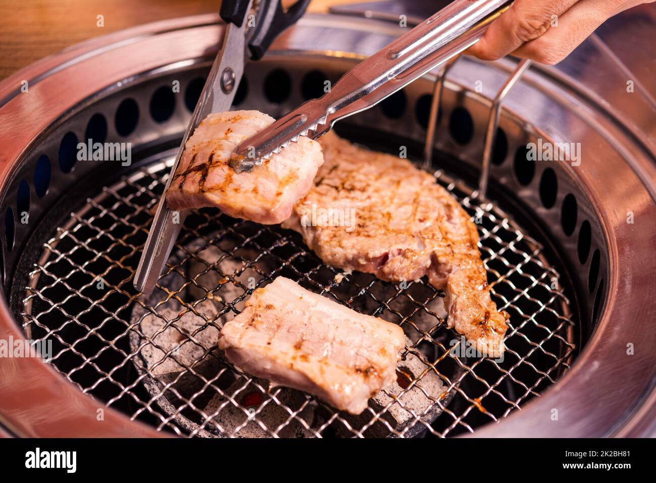 Japan grill restaurant table hi-res stock photography and images - Alamy