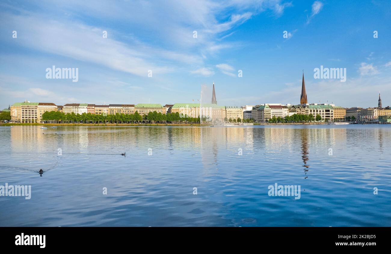 Inner alster promenade hi-res stock photography and images - Alamy