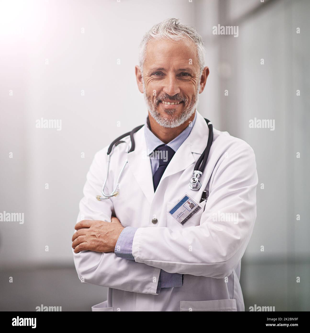 Doctor arms folded portrait hi-res stock photography and images - Alamy