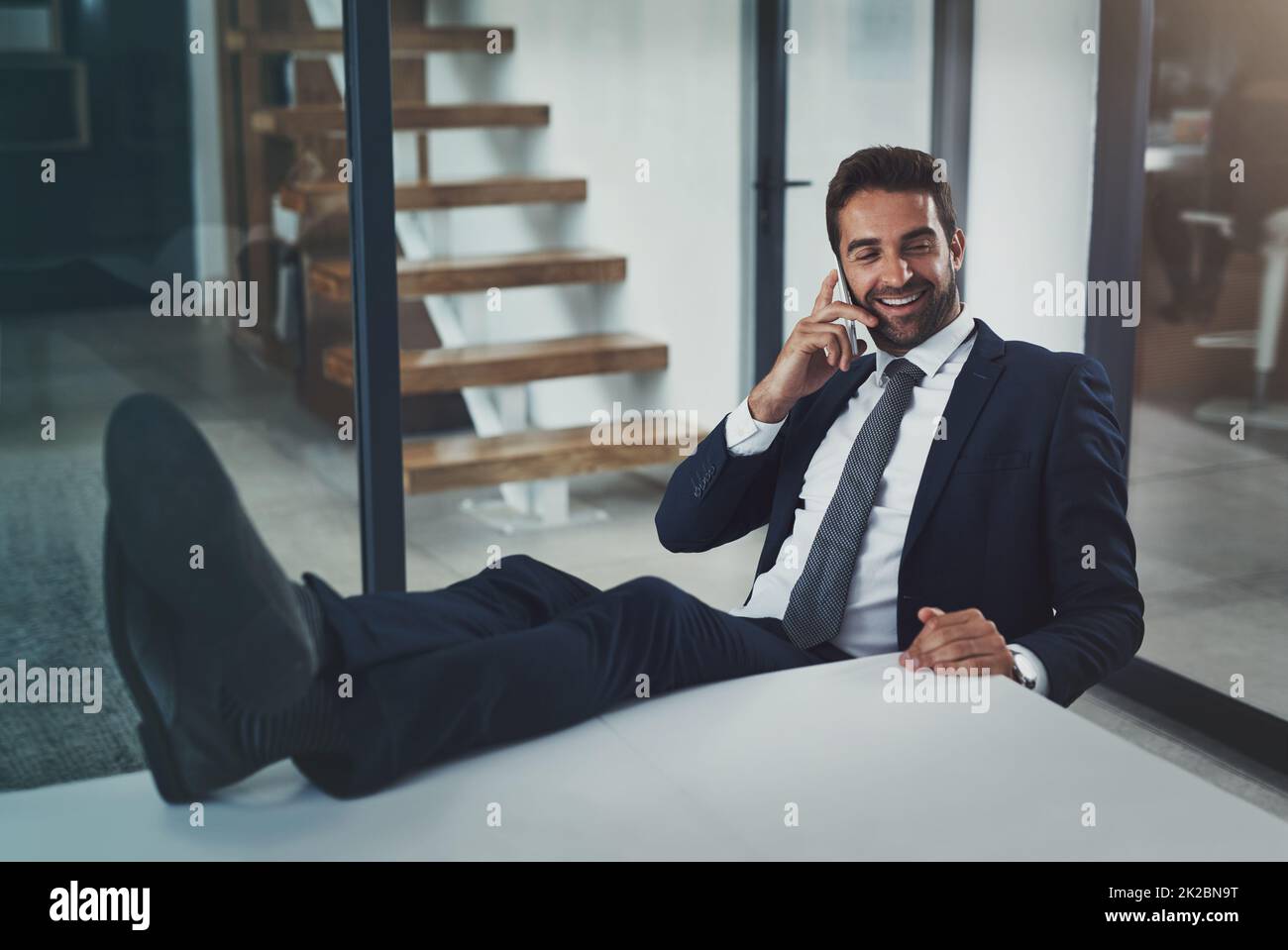 Feet phone hi-res stock photography and images - Alamy