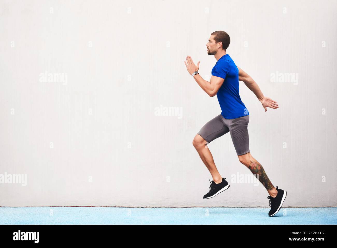 Athlete running hi-res stock photography and images - Alamy