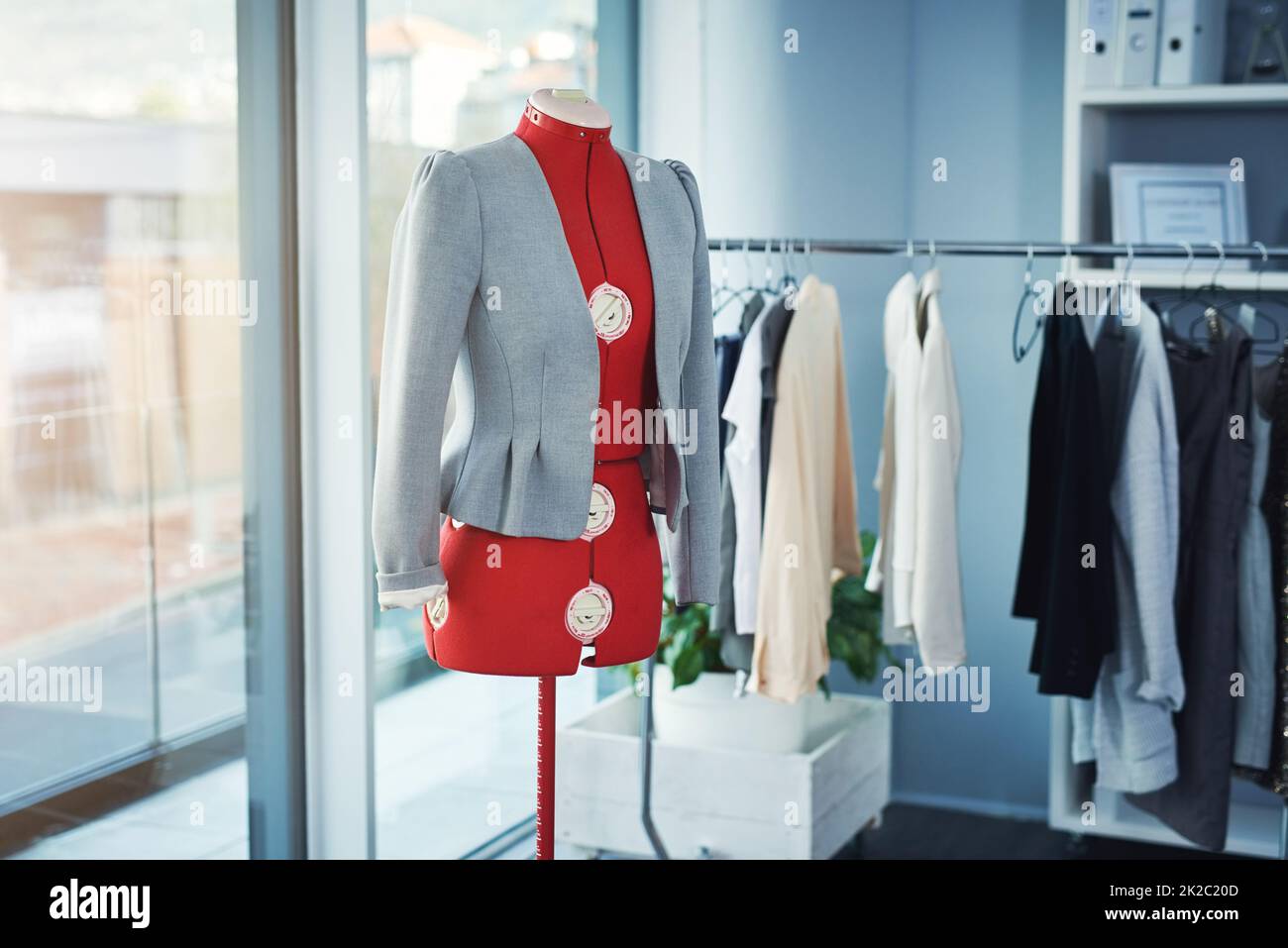 Empty mannequin hi-res stock photography and images - Alamy