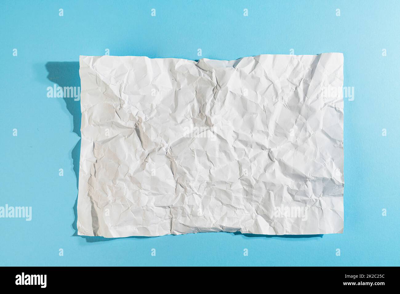 Crumpled paper cutout hi-res stock photography and images - Alamy