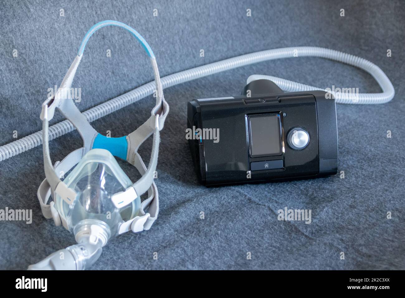 CPAP mask with a full face mask cpap machine against obstructive sleep ...