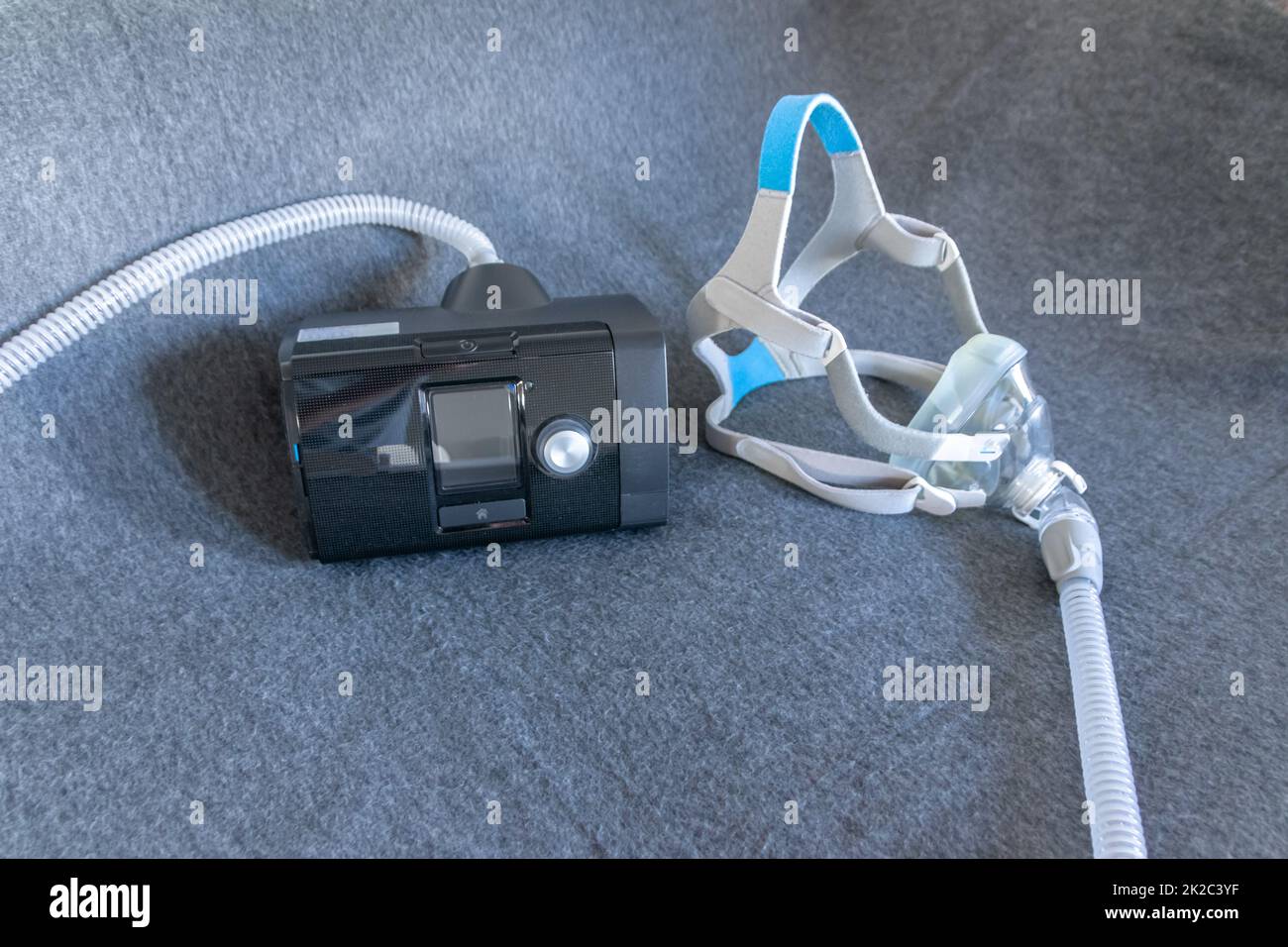 CPAP mask with a full face mask cpap machine against obstructive sleep ...