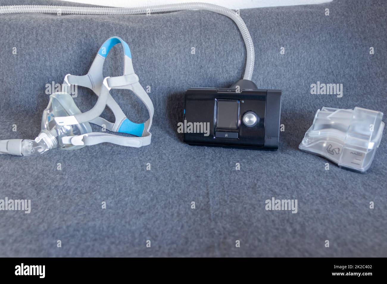 CPAP mask with a full face mask cpap machine against obstructive sleep ...