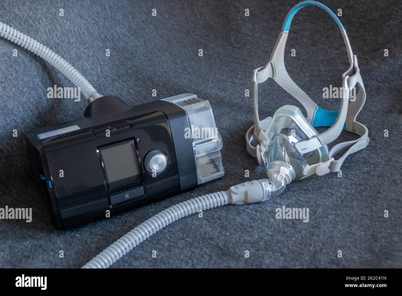 CPAP mask with a full face mask cpap machine against obstructive sleep ...