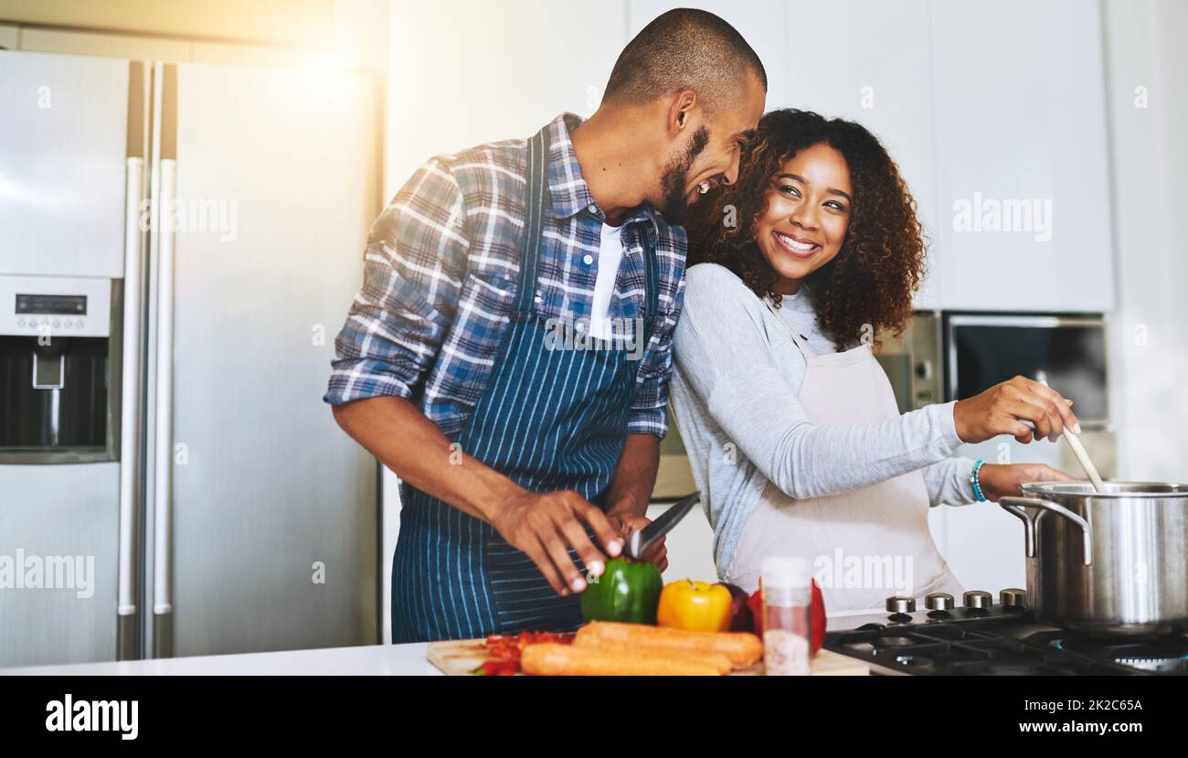 Couple food counter hi-res stock photography and images - Alamy