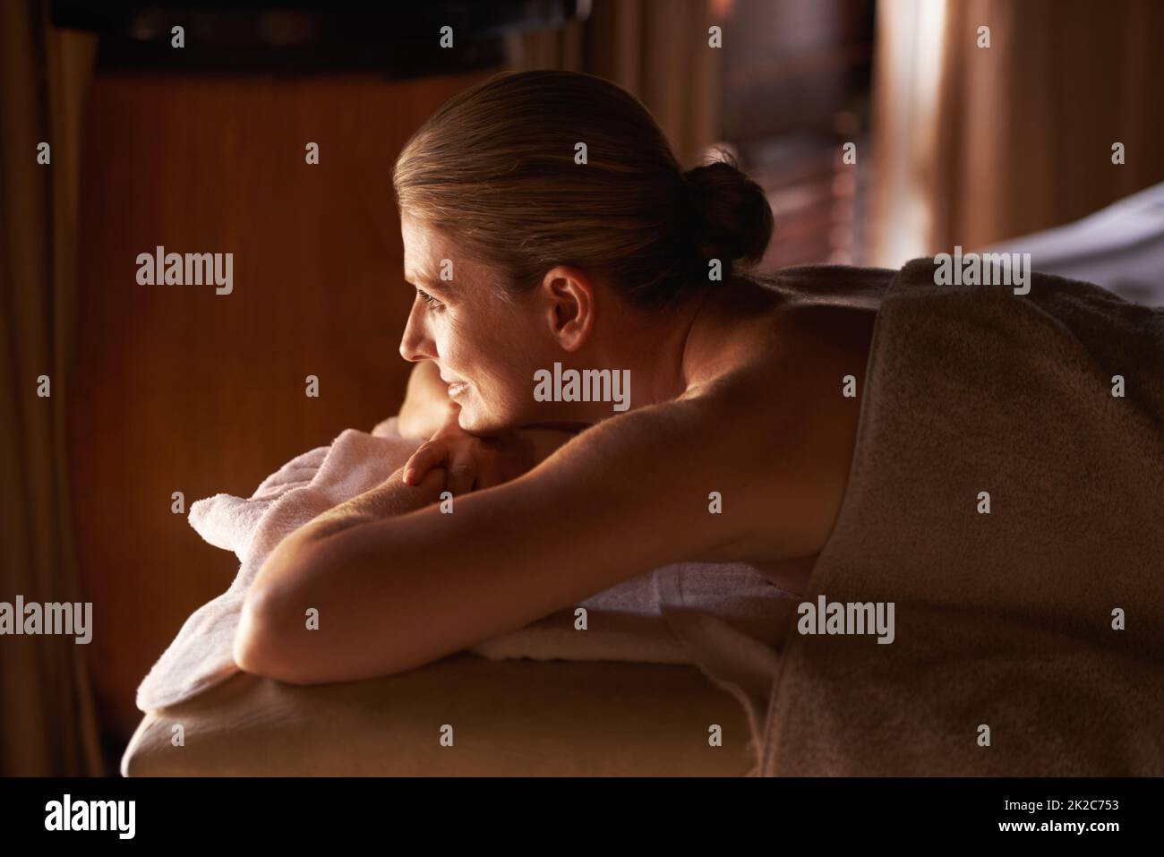 Mature lady getting massage hi-res stock photography and images - Alamy