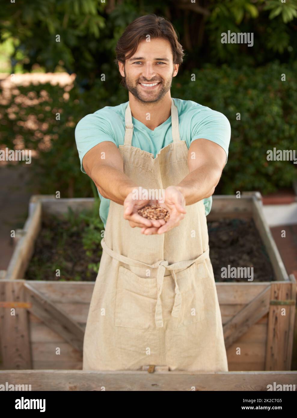 Showing seeds to camera hi-res stock photography and images - Alamy