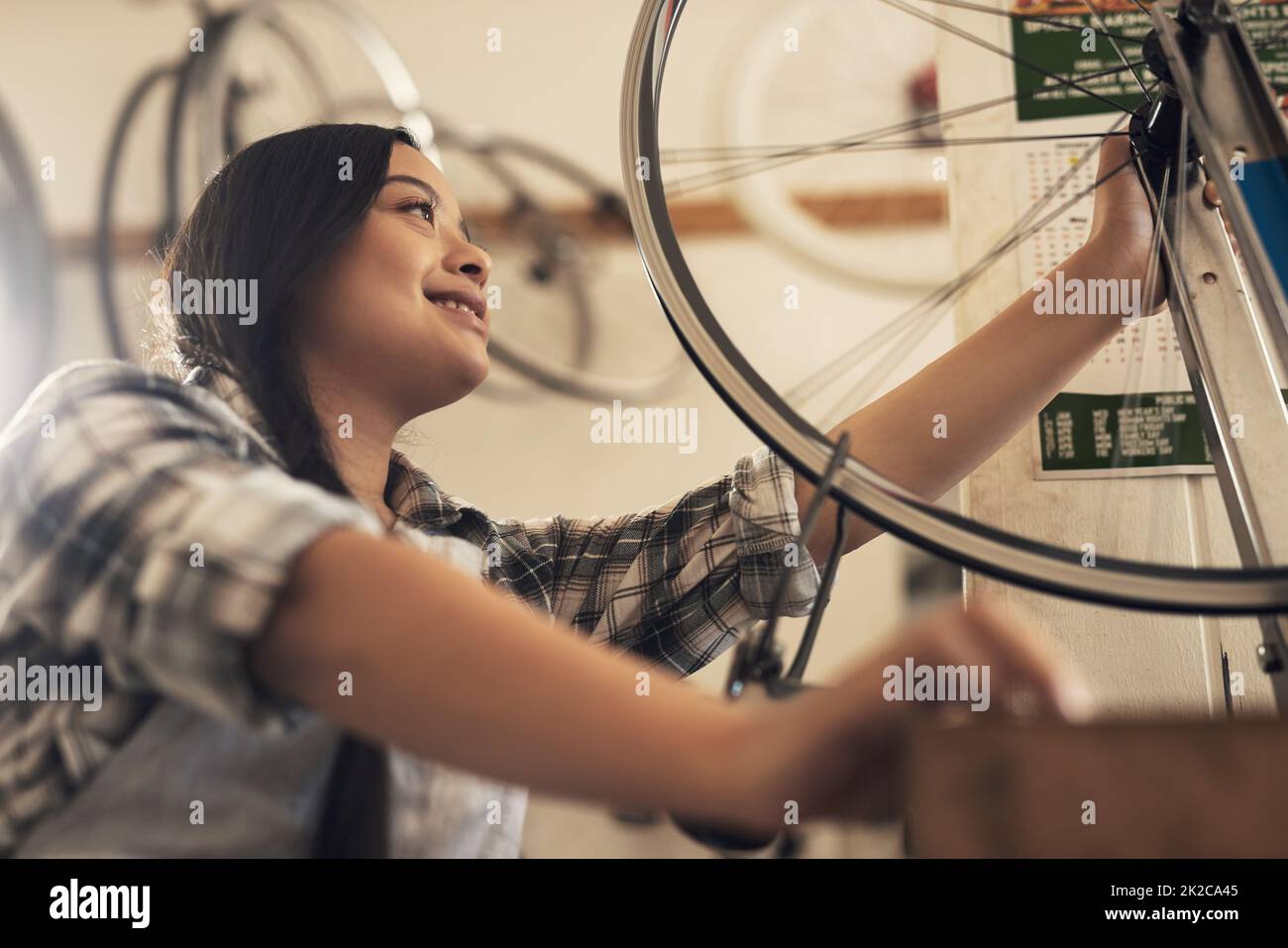 Fixing bike frame hi-res stock photography and images - Alamy