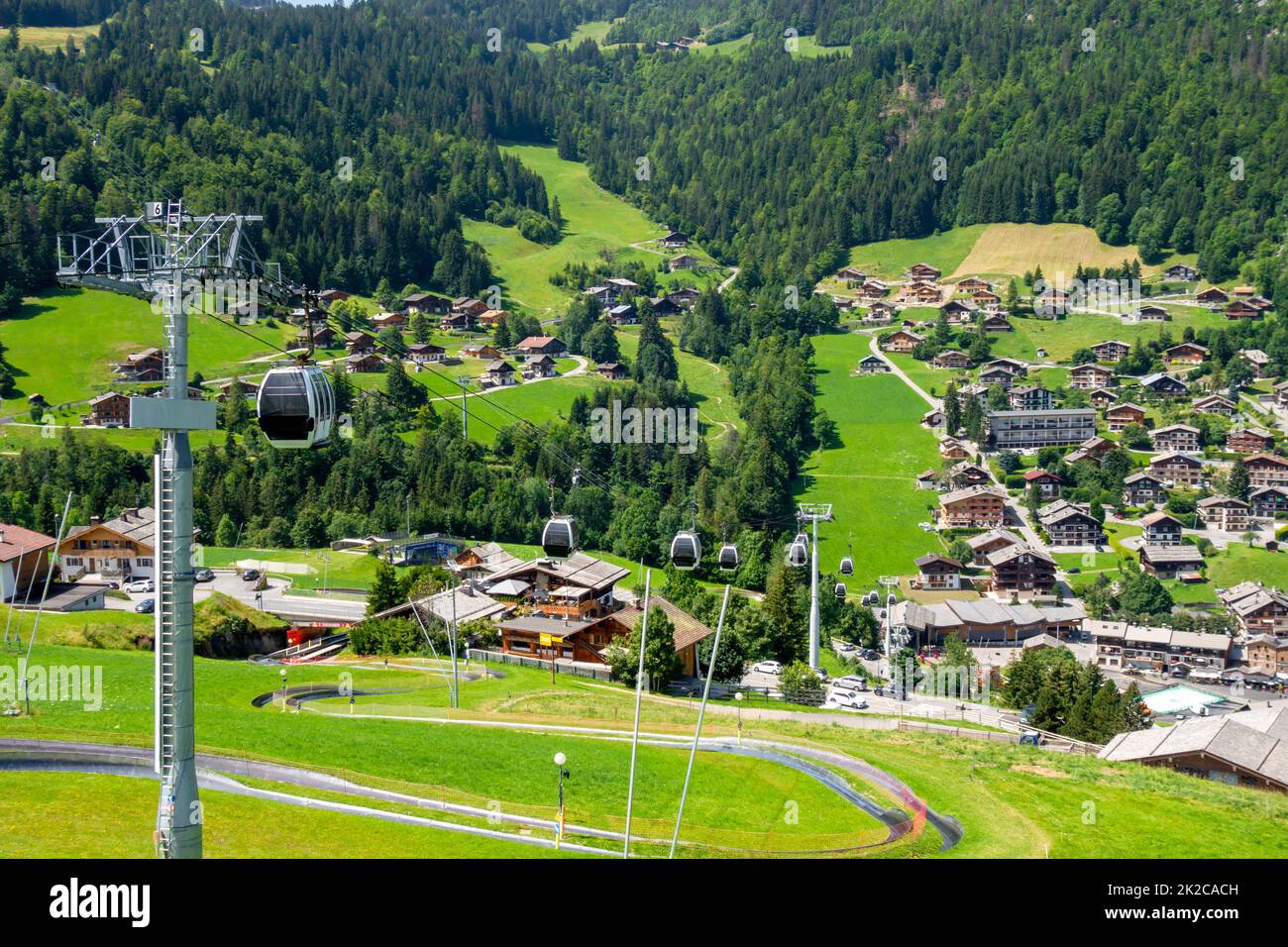 Chairlift gondola hi-res stock photography and images - Alamy