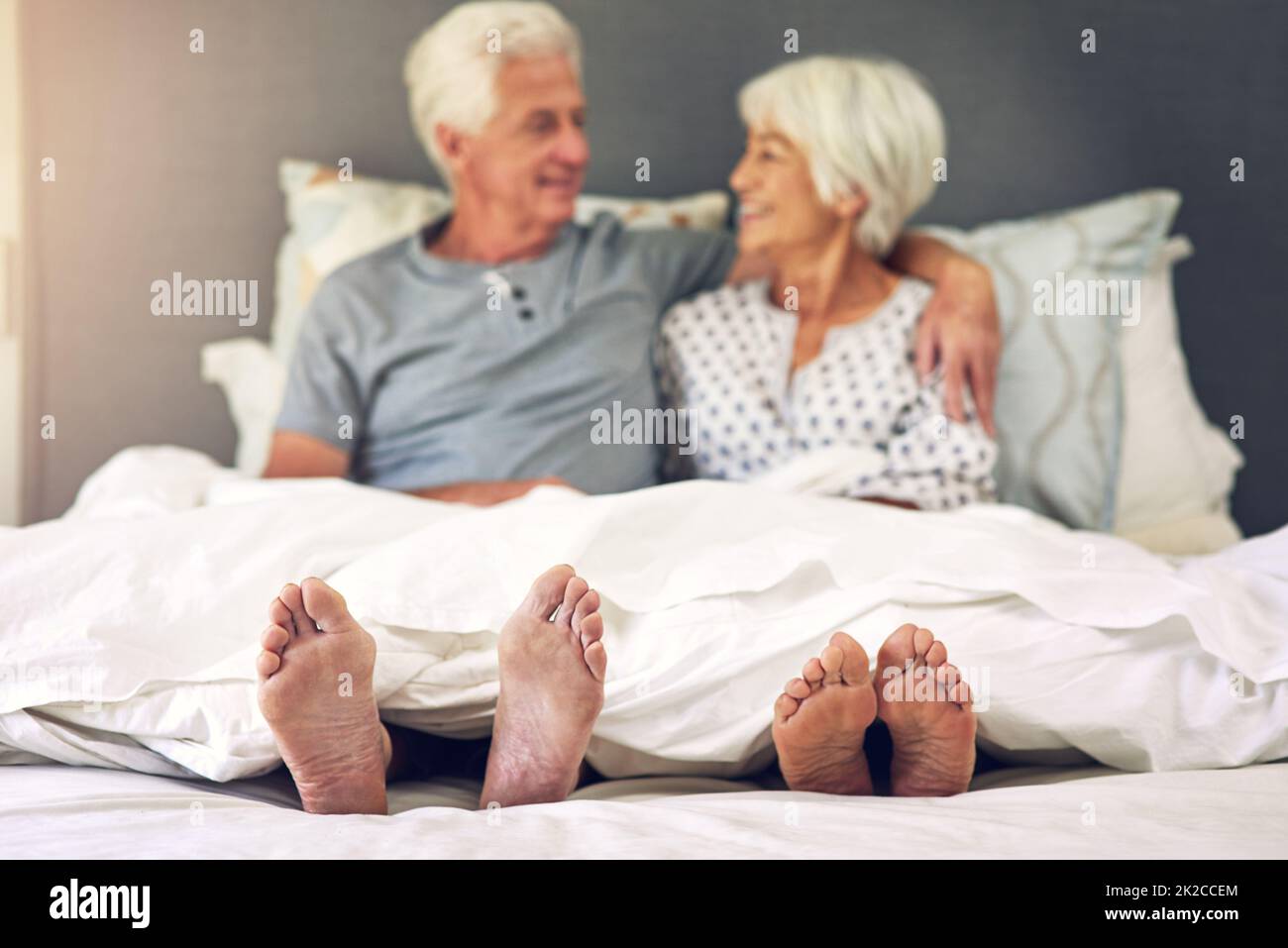 Senior husband wife home bed hi-res stock photography and images - Alamy