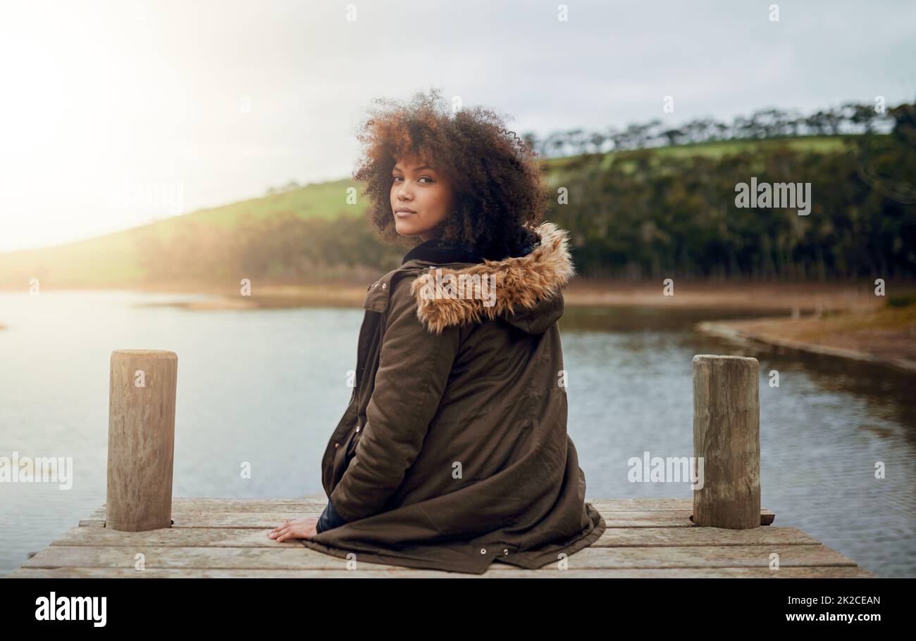 Women smiling looking over shoulder hi-res stock photography and images ...
