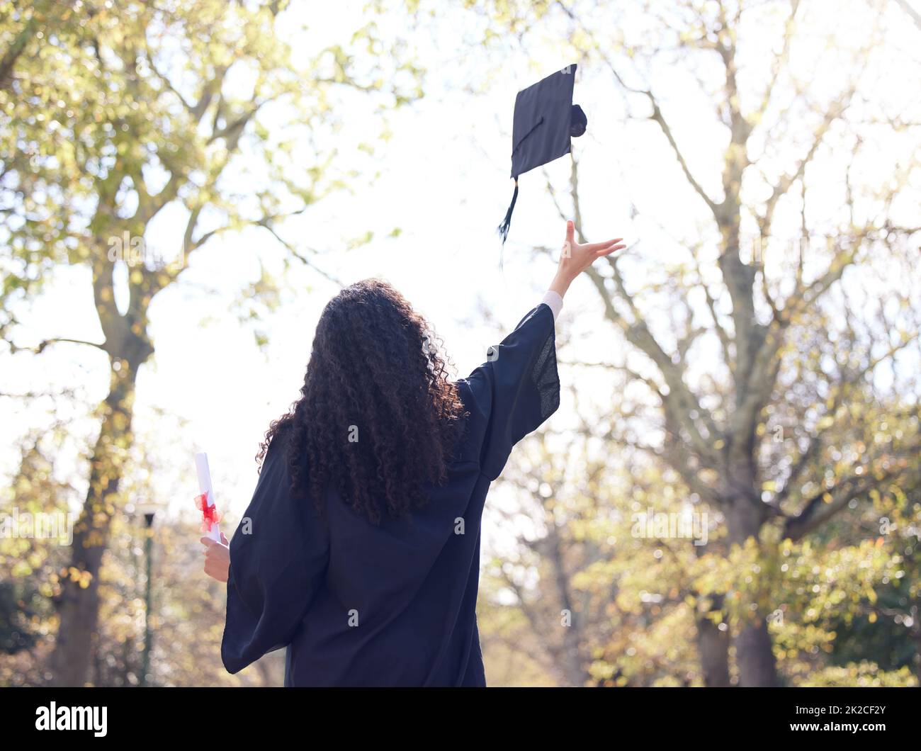 Graduation throwing cap hi-res stock photography and images - Alamy