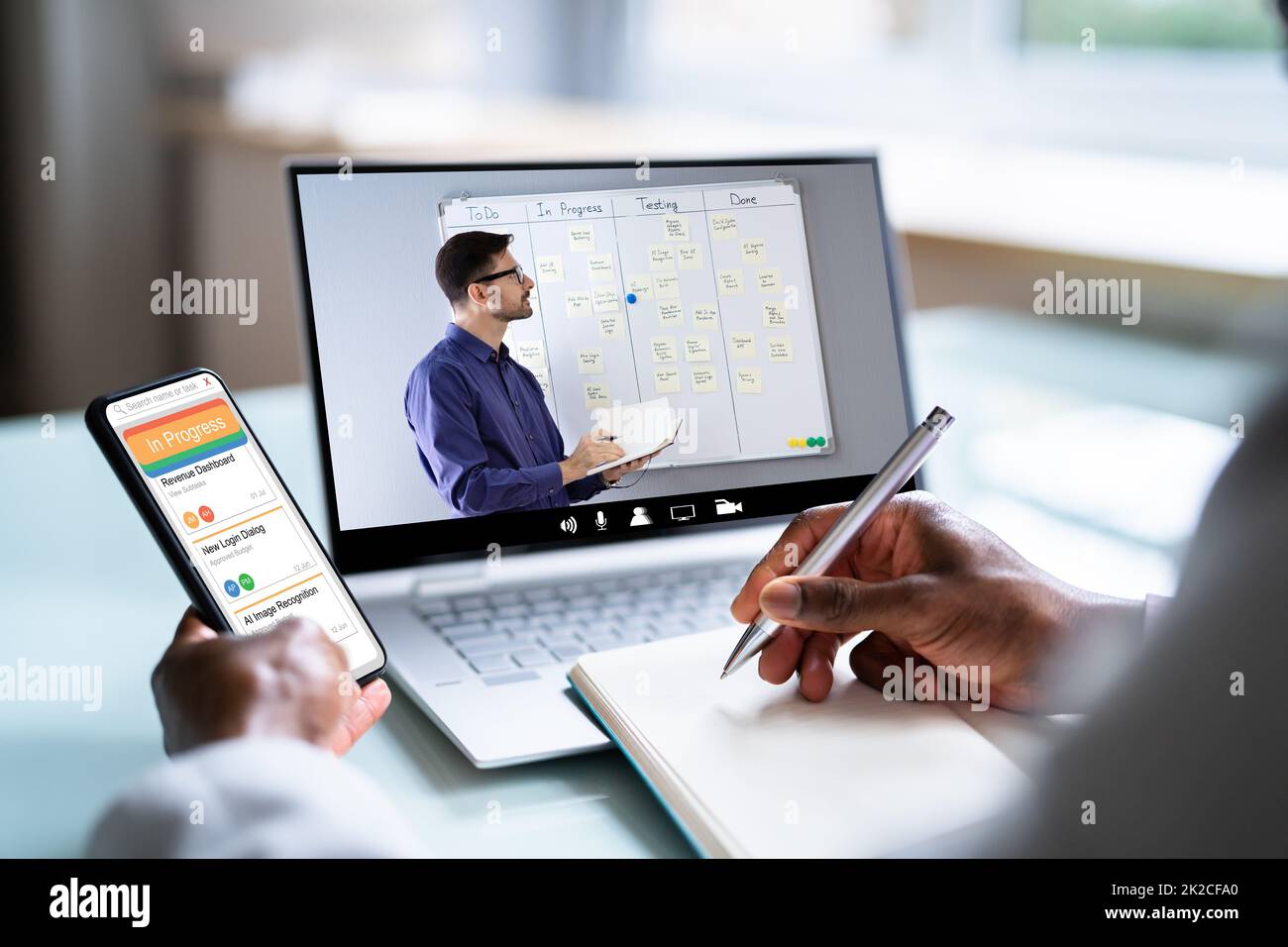 Virtual Online Training Program Stock Photo - Alamy
