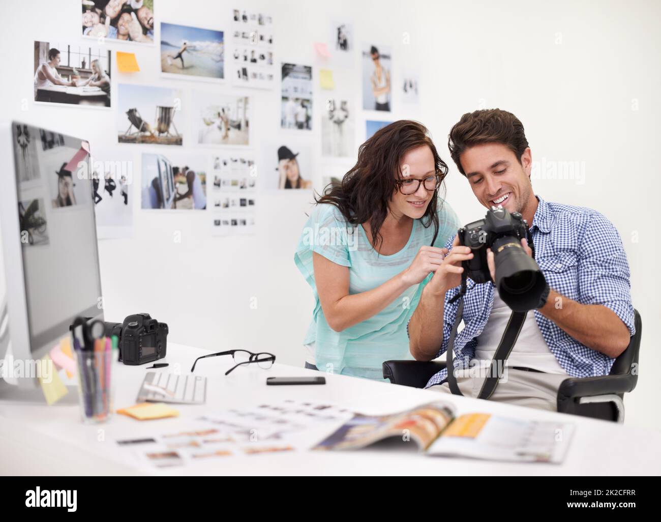 Professional photographer team hi-res stock photography and images - Alamy