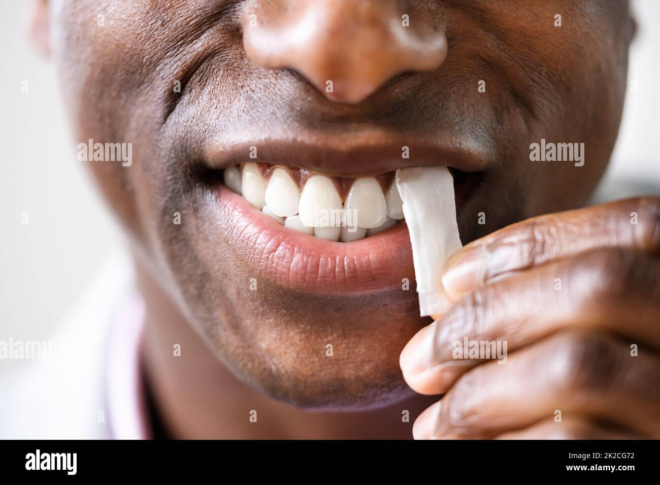 Chewing tobacco hi-res stock photography and images - Alamy