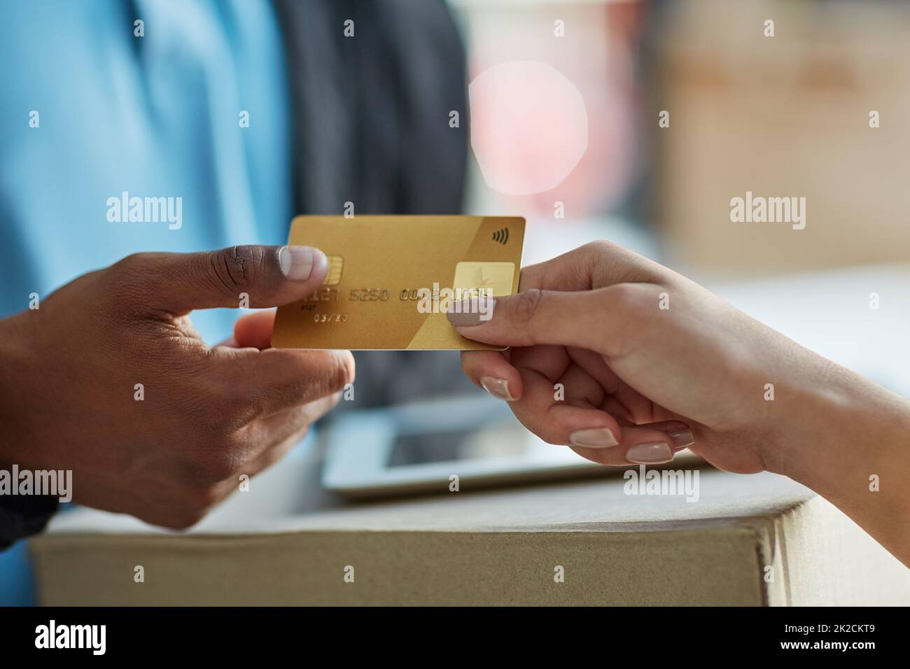 Pay on delivery hi-res stock photography and images - Alamy