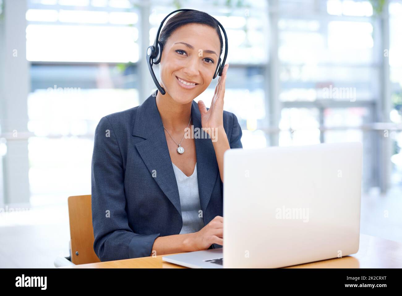Tele advisor hi-res stock photography and images - Alamy