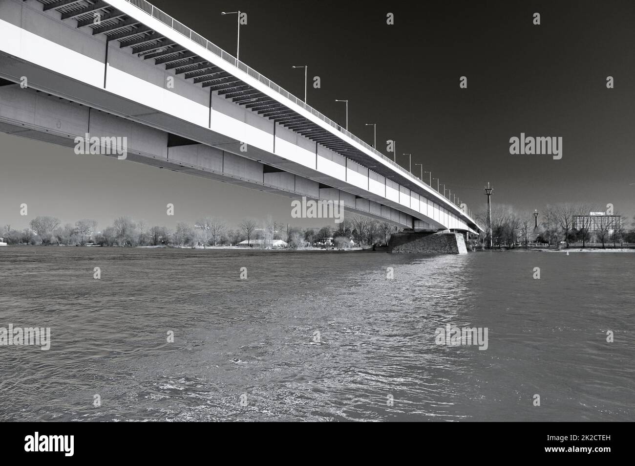 Bridge crossing waterway hi-res stock photography and images - Alamy