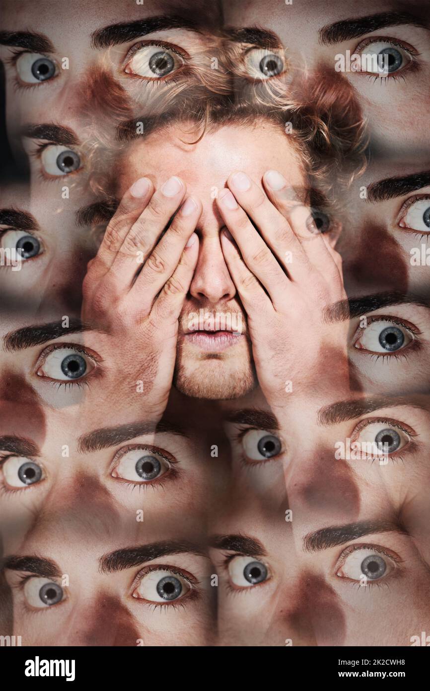 Many eyes hi-res stock photography and images - Alamy