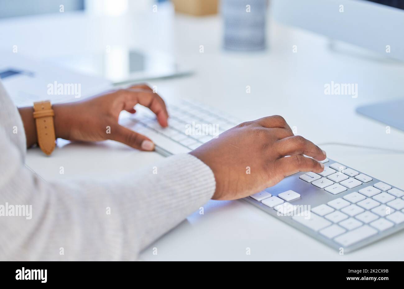 Woman typing hi-res stock photography and images - Alamy