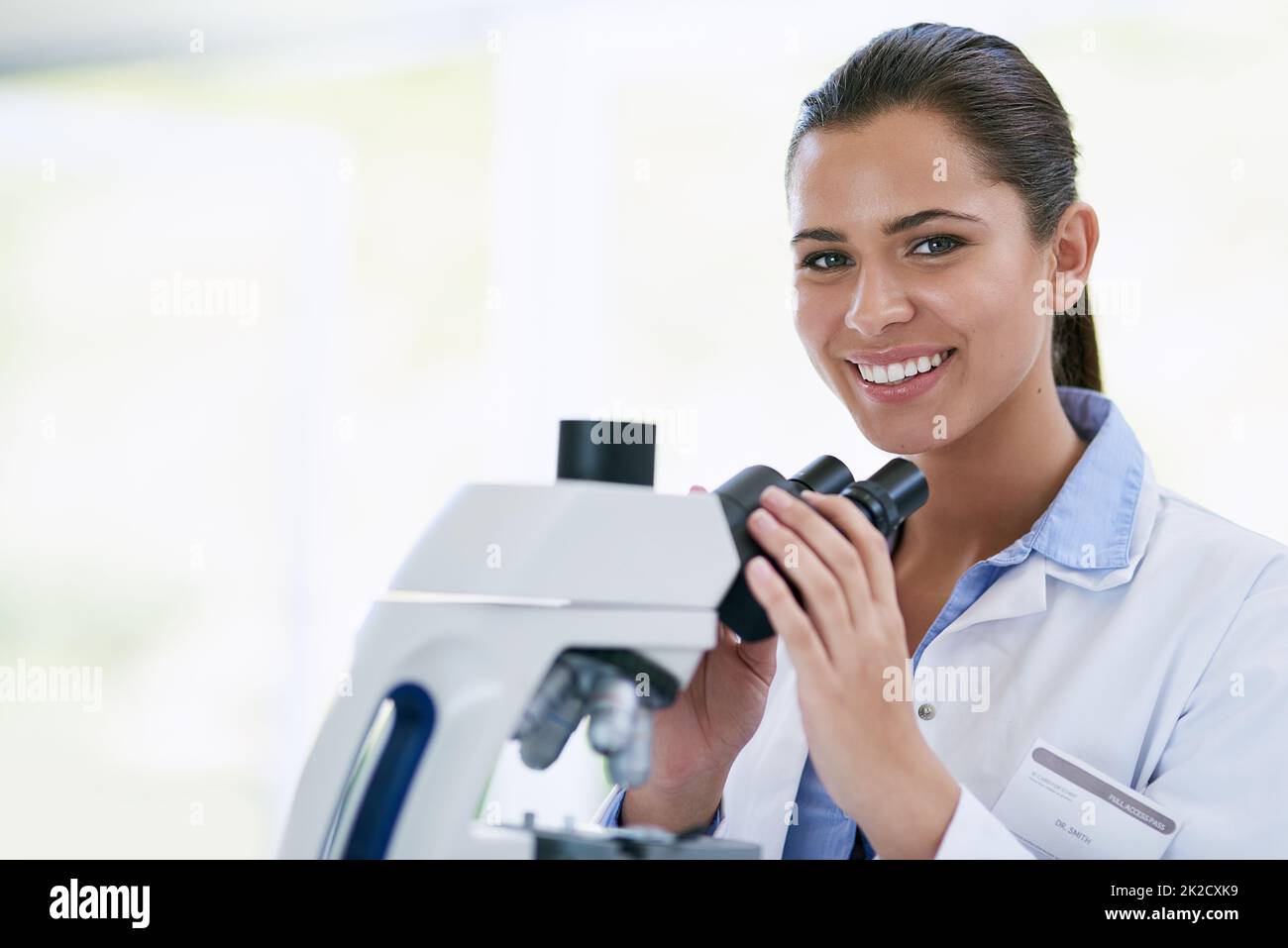 Portrait beautiful scientist woman hi-res stock photography and images ...