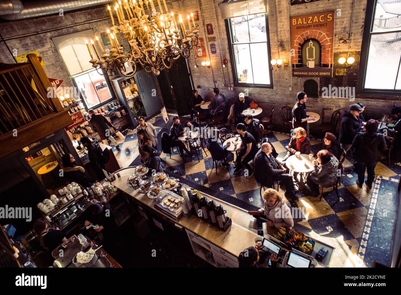 busy cafe in Toronto Stock Photo - Alamy