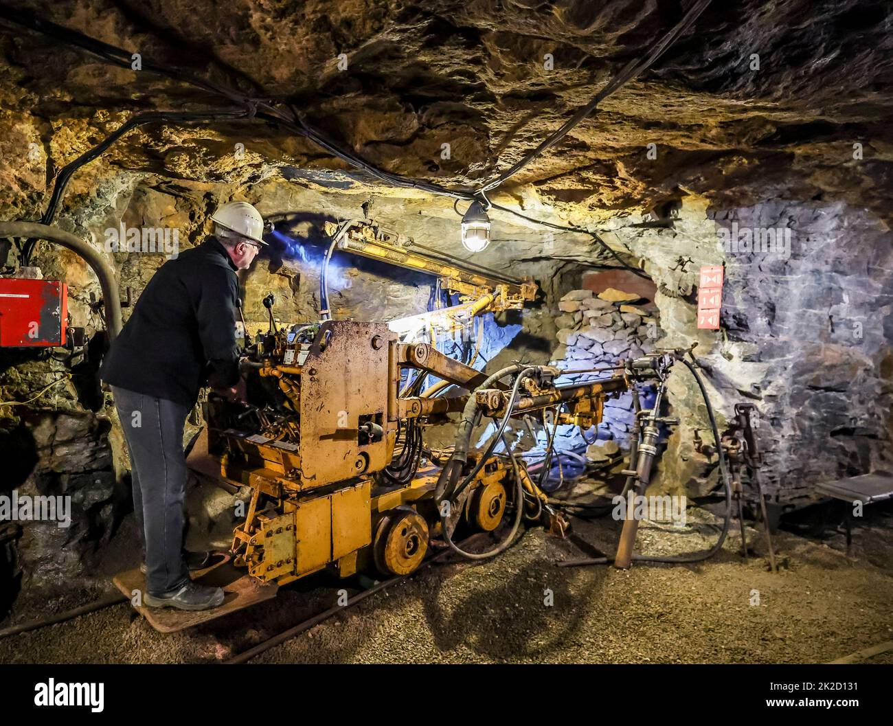 PRODUCTION - 22 September 2022, Saxony, Annaberg-Buchholz: Marc Schwan ...