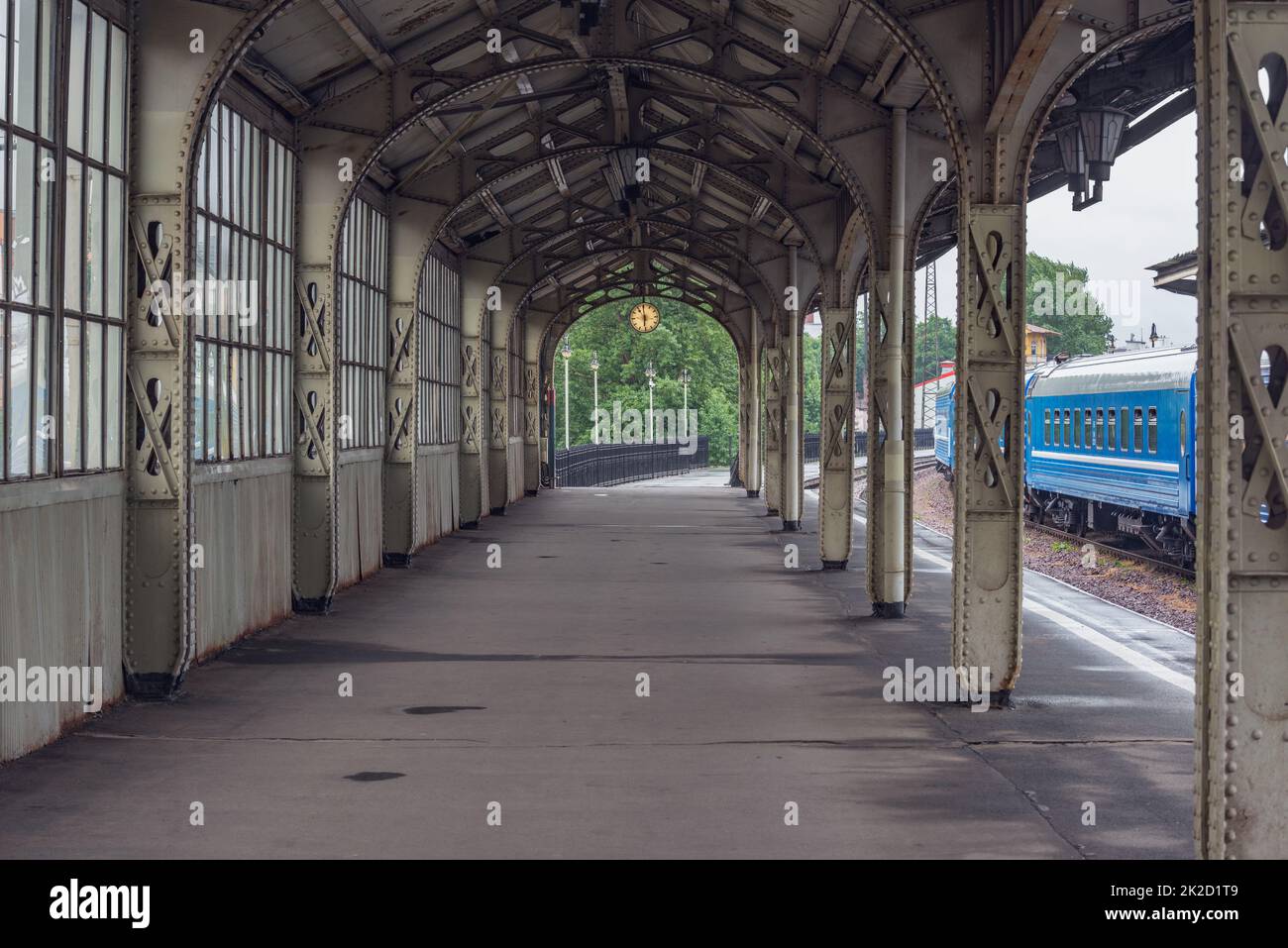 Train stands by the platform before departure Stock Photo - Alamy