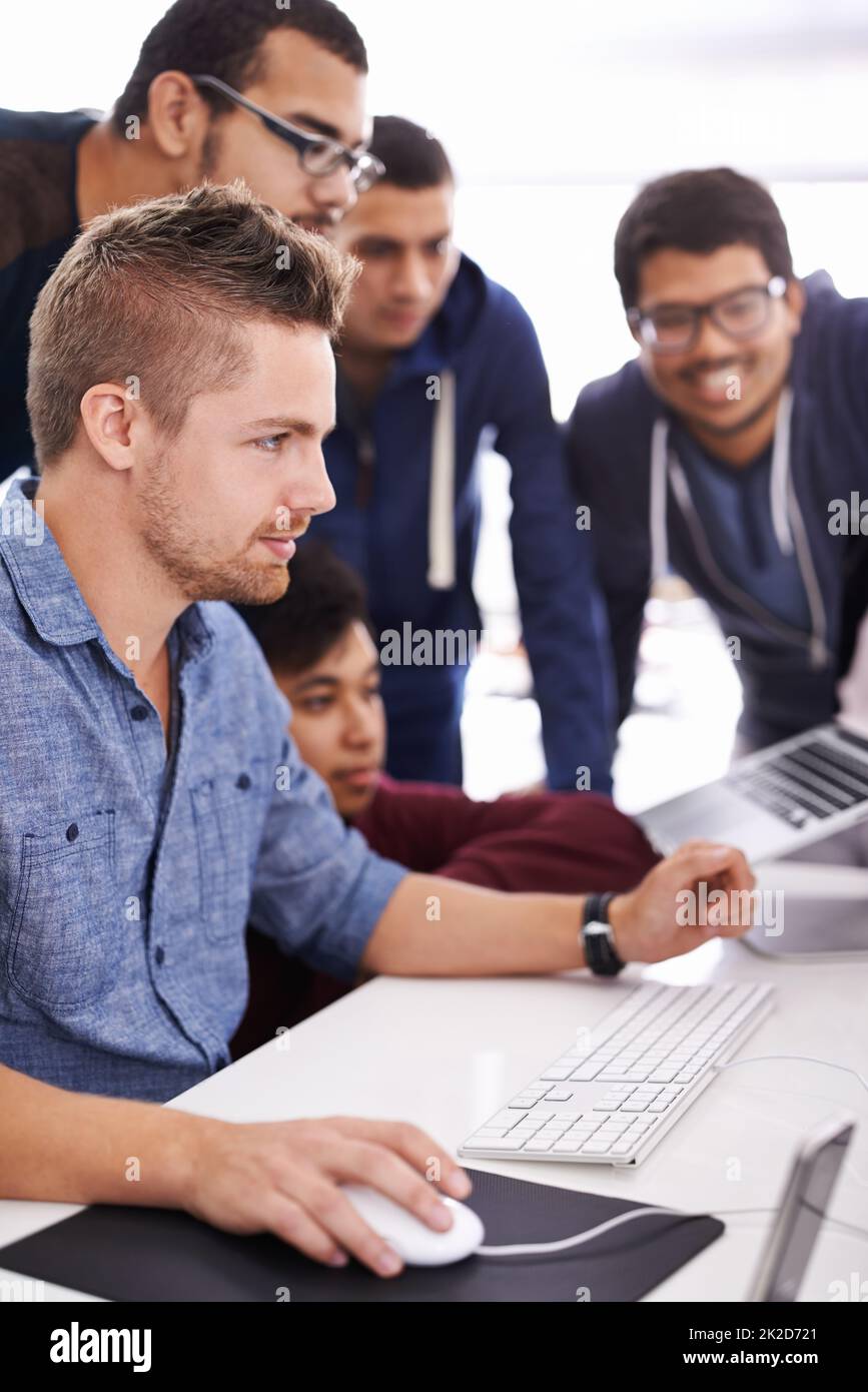Computer software watching hi-res stock photography and images - Alamy