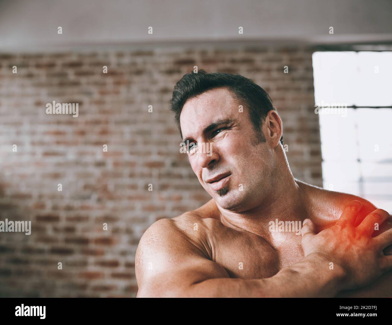 Sport man suffering with pain hi-res stock photography and images - Alamy