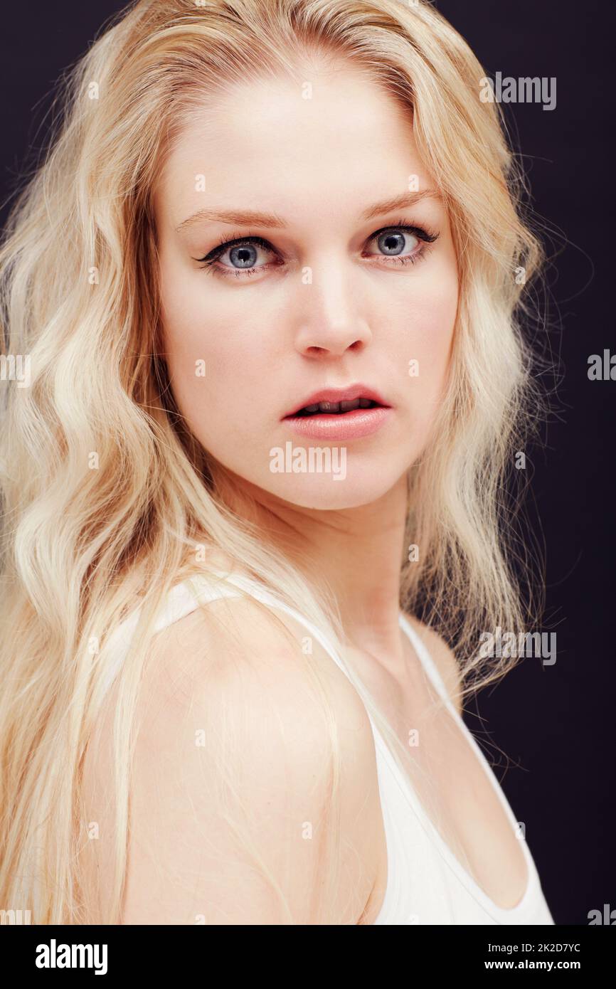 Blonde model hi-res stock photography and images - Alamy