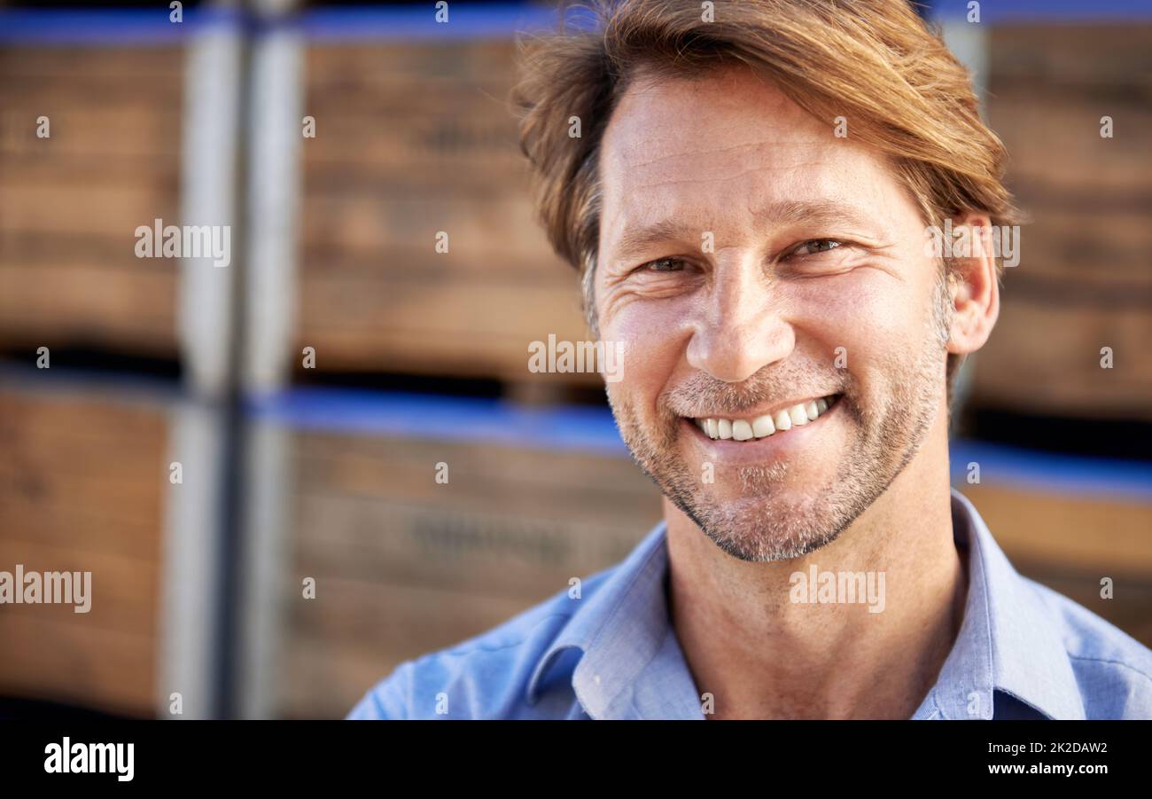 Handsome man 40s hi-res stock photography and images - Alamy Handsome man 40s hi-res stock photography and images - Alamy