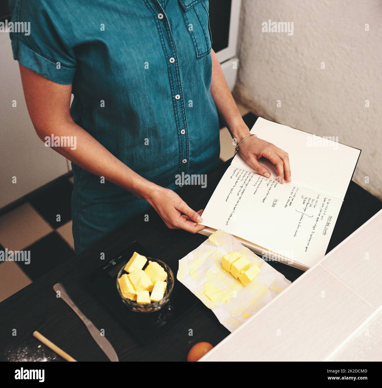 Home step hi-res stock photography and images - Alamy