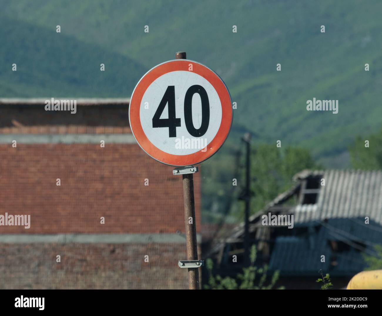 40-kilometers-per-hour-speed-limit-sign-stock-photo-alamy