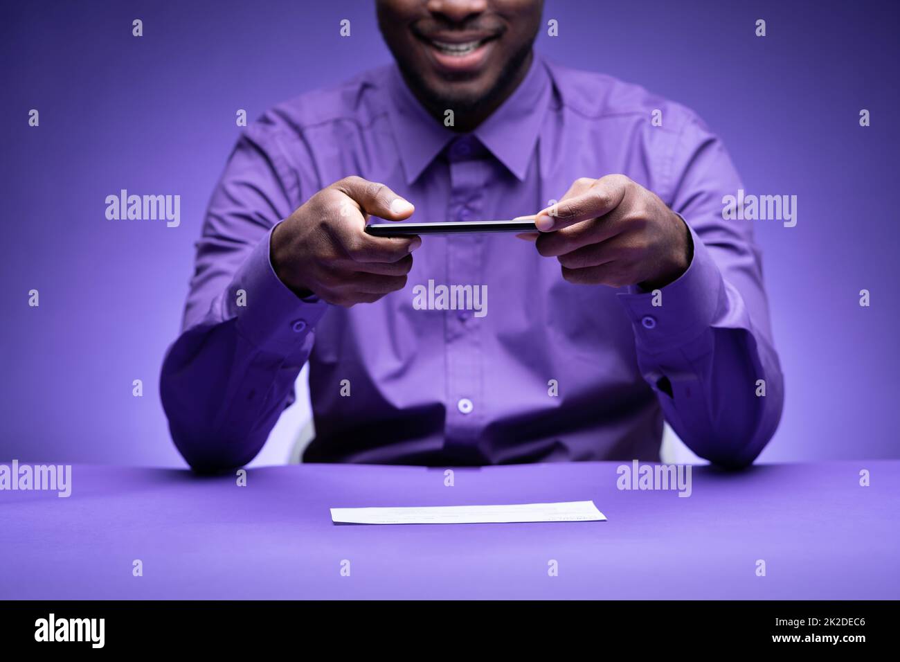 Salary deposit hi-res stock photography and images - Alamy