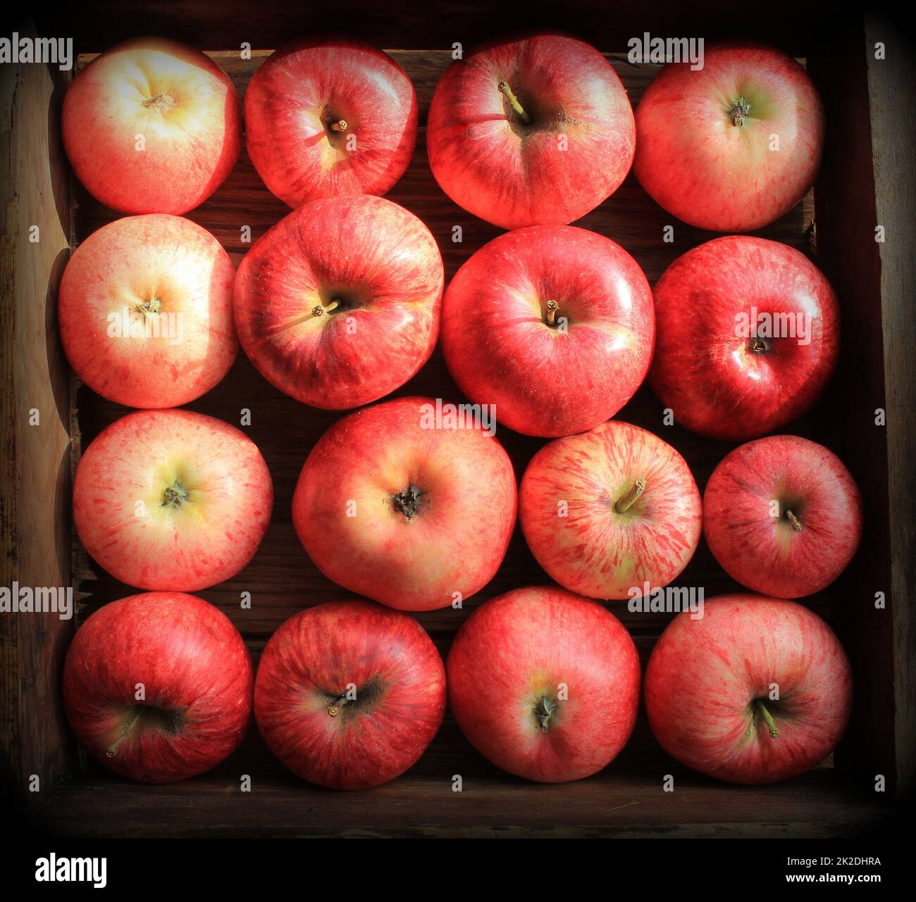 Apples top view hi-res stock photography and images - Alamy