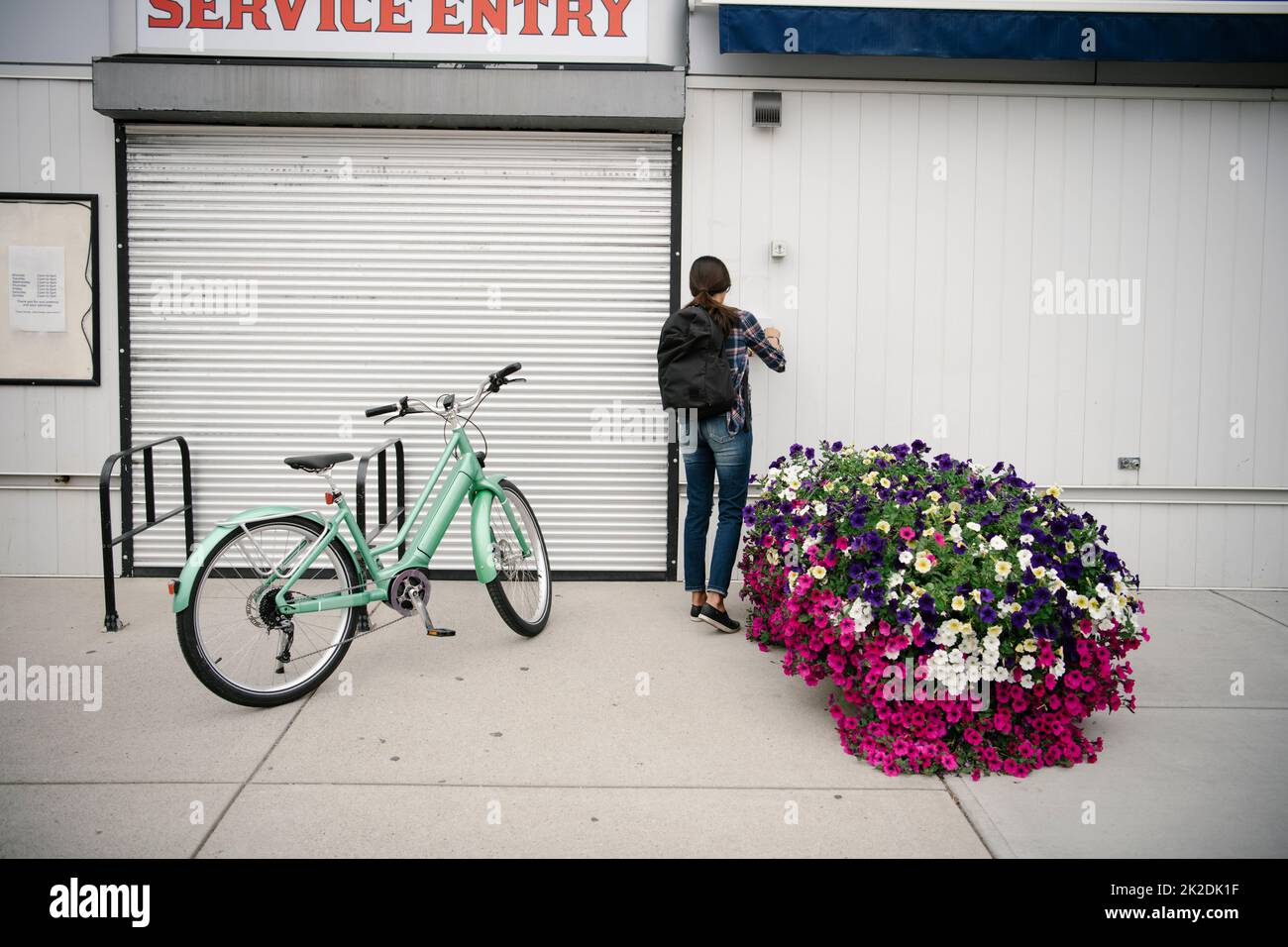 Entry security gate hi-res stock photography and images - Alamy
